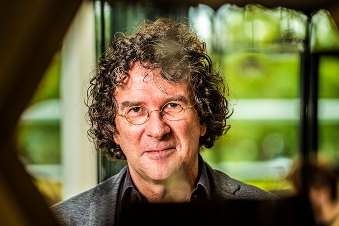 UT-professor Peter-Paul Verbeek: ‘We moeten begrijpen waarom mensen ...