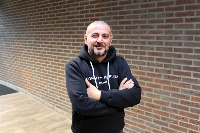 Ferhat Ozerdogan nieuwe trainer KSV | Amateurvoetbal | gelderlander.nl