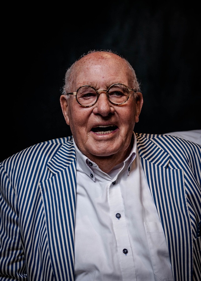 Viskoning Hans Schmidt (87) overleden: 'Dat het leven zo moet eindigen ...