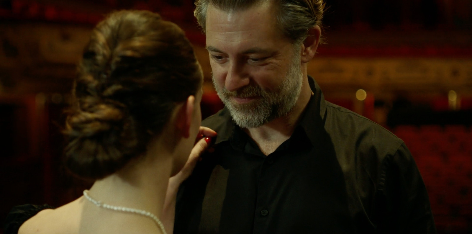 “Fysiek en mentaal óp door rol als ballerina”: Violet Braeckman geeft ...