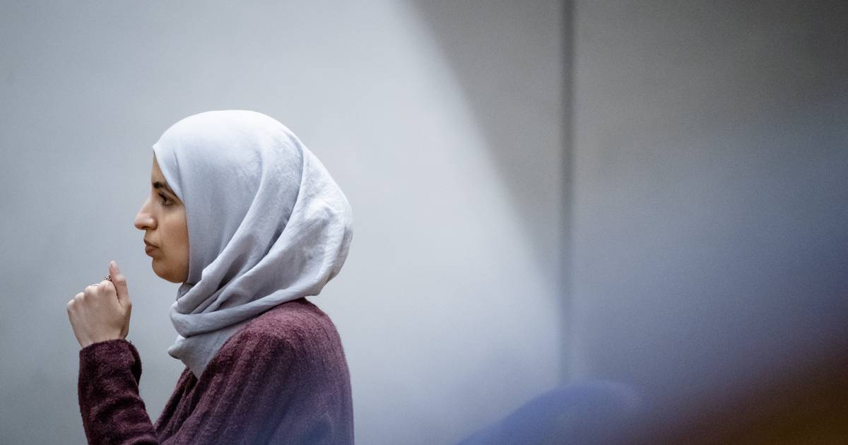 Kauthar Bouchallikht (GroenLinks) slaat terug nu vermeende banden met ...