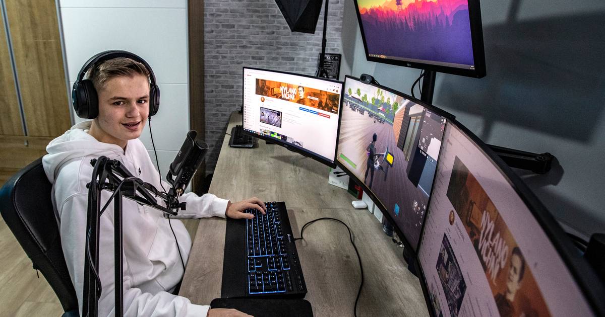 Nylan (15) uit Deventer vlogt zich als ‘game-influencer’ omhoog op ...