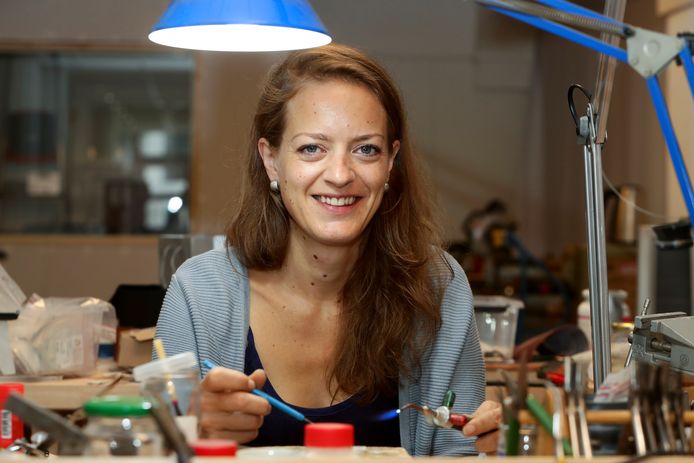 Van je hobby je beroep maken: Anne-Marie (39) maakte vroeger al zelf ...