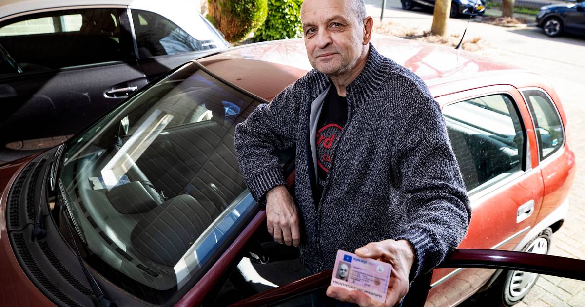 Tijd dringt voor bijna-rijbewijsloze Arno Raijmakers | Gemert-Bakel | ed.nl