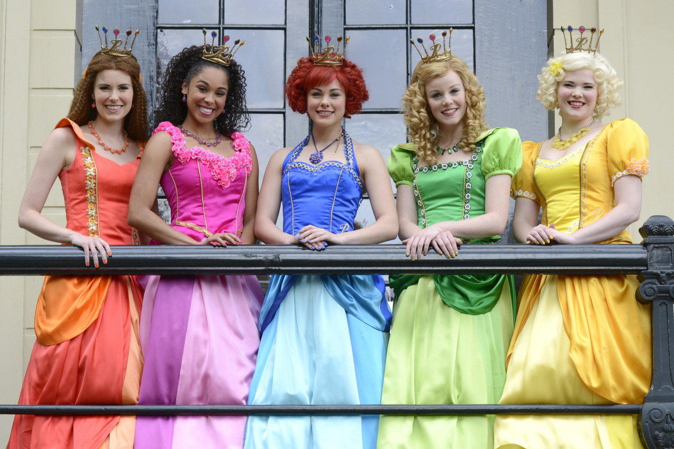 Ketnet-prinsessen reageren verslagen op overlijden Désirée Viola | Foto ...