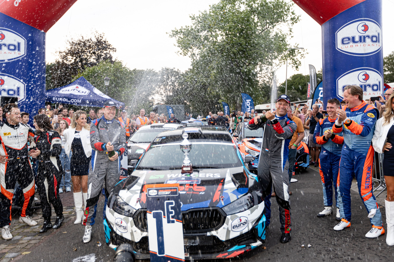 Nagenieten met foto’s: dit was de 41ste Hellendoorn Rally | Foto ...
