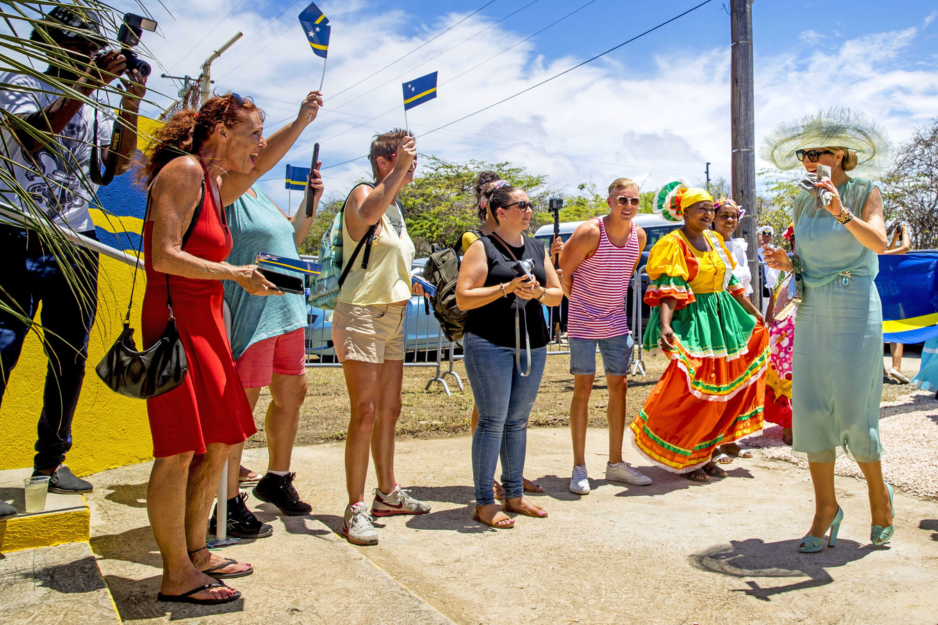 Willem-Alexander op Curaçao: Ik ben mijn begeleiders kwijt | Foto | AD.nl