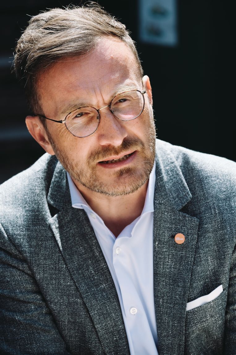 Pascal Smet maakte een ernstige deontologische fout. Een fin de ...