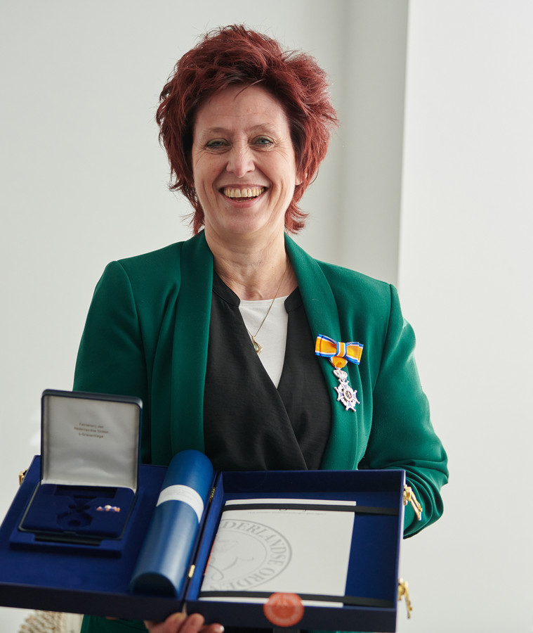 Oud-conservator Inge Specht weet alles over schoenen en leer, en is nu ...