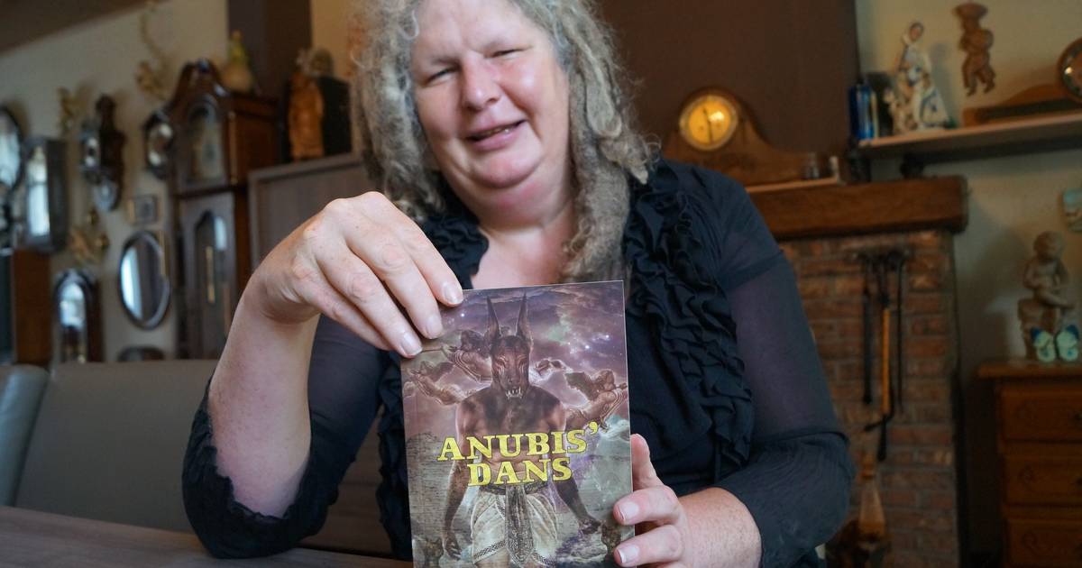 Tielts schrijfster Joke De Meyer brengt vierde detectiveroman uit | Tielt | hln.be