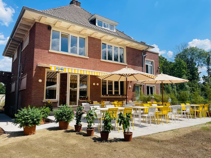 De Ronde van Vlaanderen op groot scherm in Plong | Aalst | hln.be