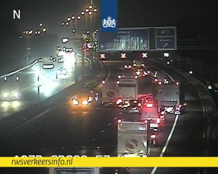 Verkeer op de A27 richting Utrecht moet omrijden vanwege ongeval ter hoogte van Vianen | Utrecht ...