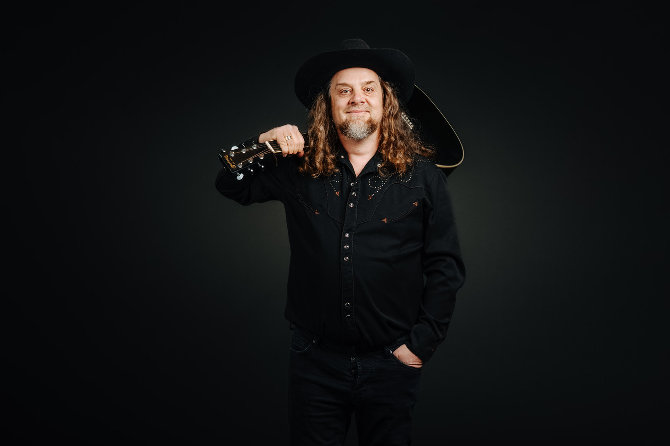 Johnny Trash (51) over zijn theatertournee, drinken zonder stoppen en ...