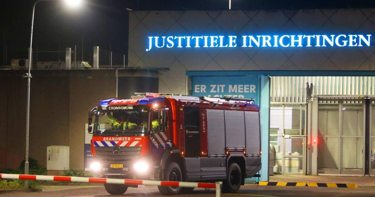 Gevangene sticht brand in cel PI Vught en moet naar ziekenhuis ...