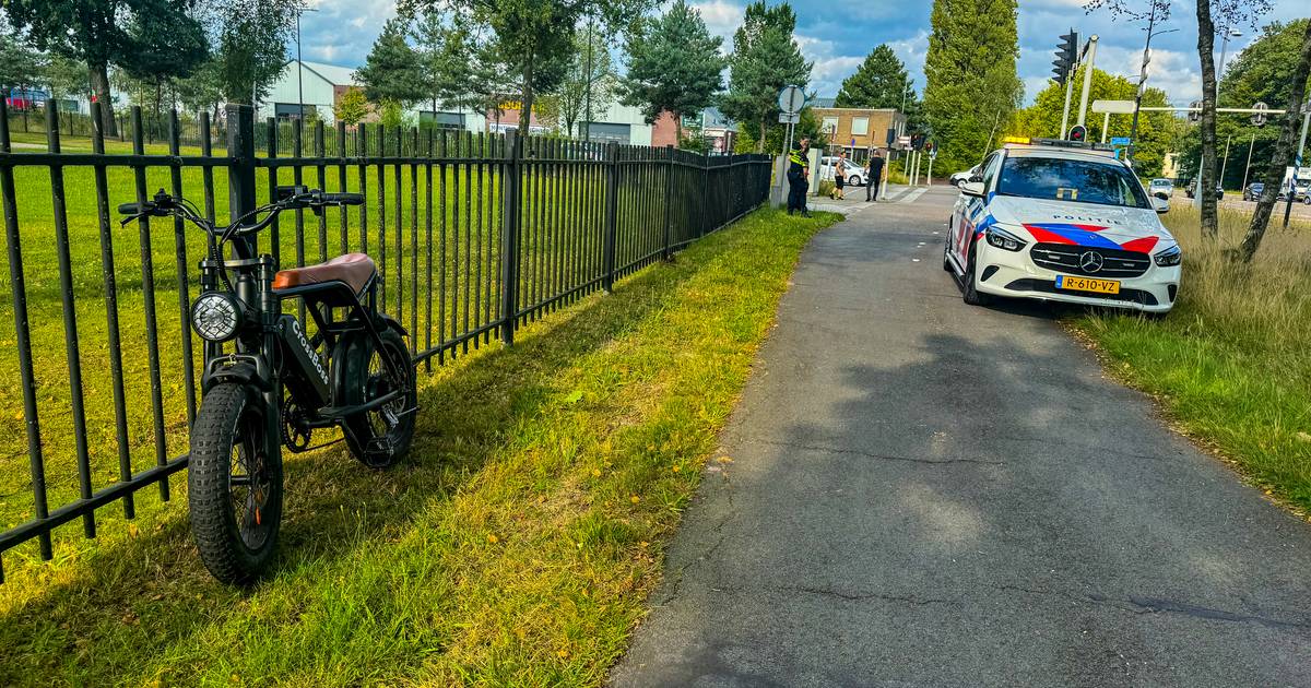 Fietser rijdt door na botsing met twee jonge vrouwen (18) op fatbike in Apeldoorn | 112 nieuws ...