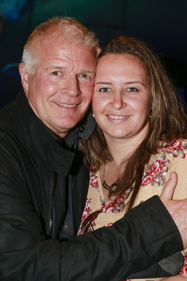 La Paay vindt relatie Peter Jan Rens 'een beetje pedofilie' | Foto | AD.nl