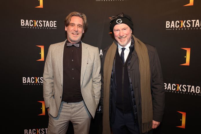 IN BEELD. Michel Van den Brande poseert met verloofde Sofie tijdens ...