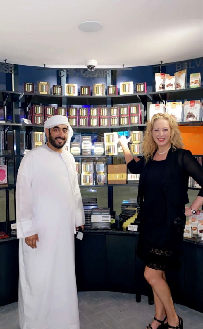 Intussen bij Ann Van Acker op de Wereldexpo in Dubai: “Moesten al extra lading chocolade laten ...