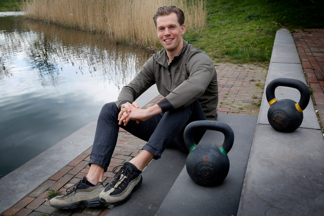 Frank Oosterom won met zijn team EK en WK obstacleruns: ‘Er is niets ...