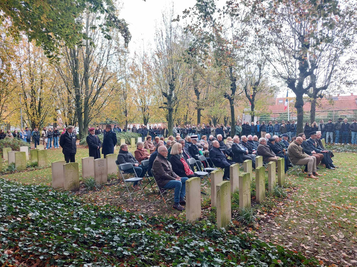 Jeugd centraal tijdens herdenkingsplechtigheid British Torch of ...