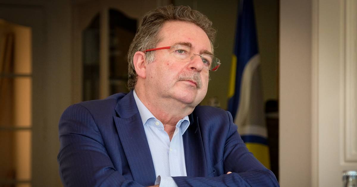 Rudi Vervoort revient sur les causes de l’interruption du conclave ...