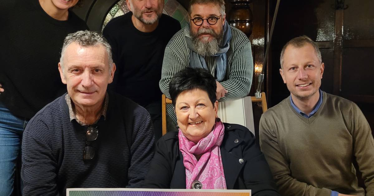 Gelegenheidstoneel ‘Triphon en Imelda’ in Groenen Hoek brengt 950 euro ...