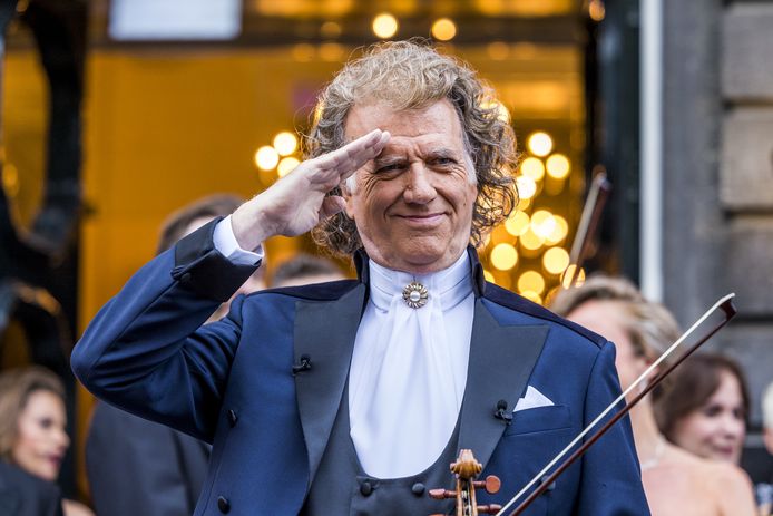 André Rieu kondigt nieuwe concertreeks op Vrijthof aan | Maastricht | AD.nl