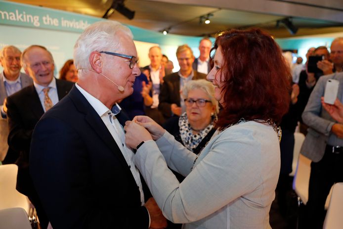 Koninklijke onderscheiding voor huisarts Maarten Klomp uit Eindhoven ...