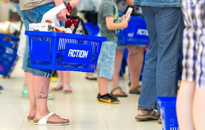 Ontslag Action-medewerker onterecht: niet betaald plastic tasje kost ...