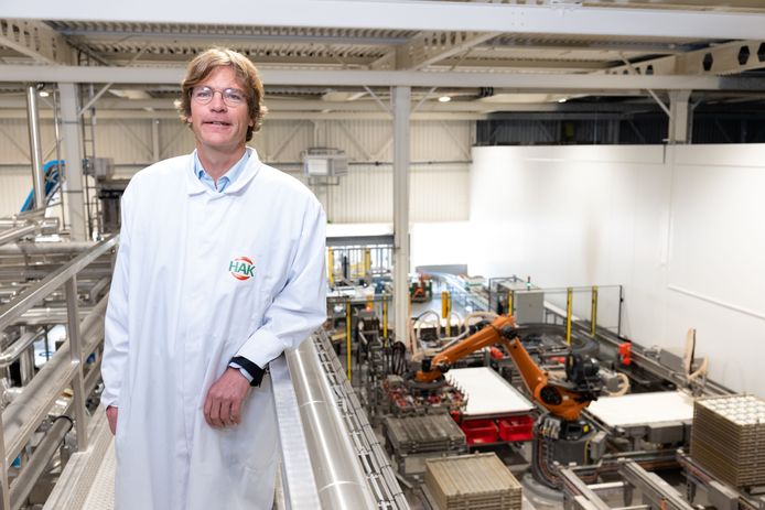 Groentefabrikant HAK bouwt sta-zakkenfabriek in Giessen | Waalwijk ...