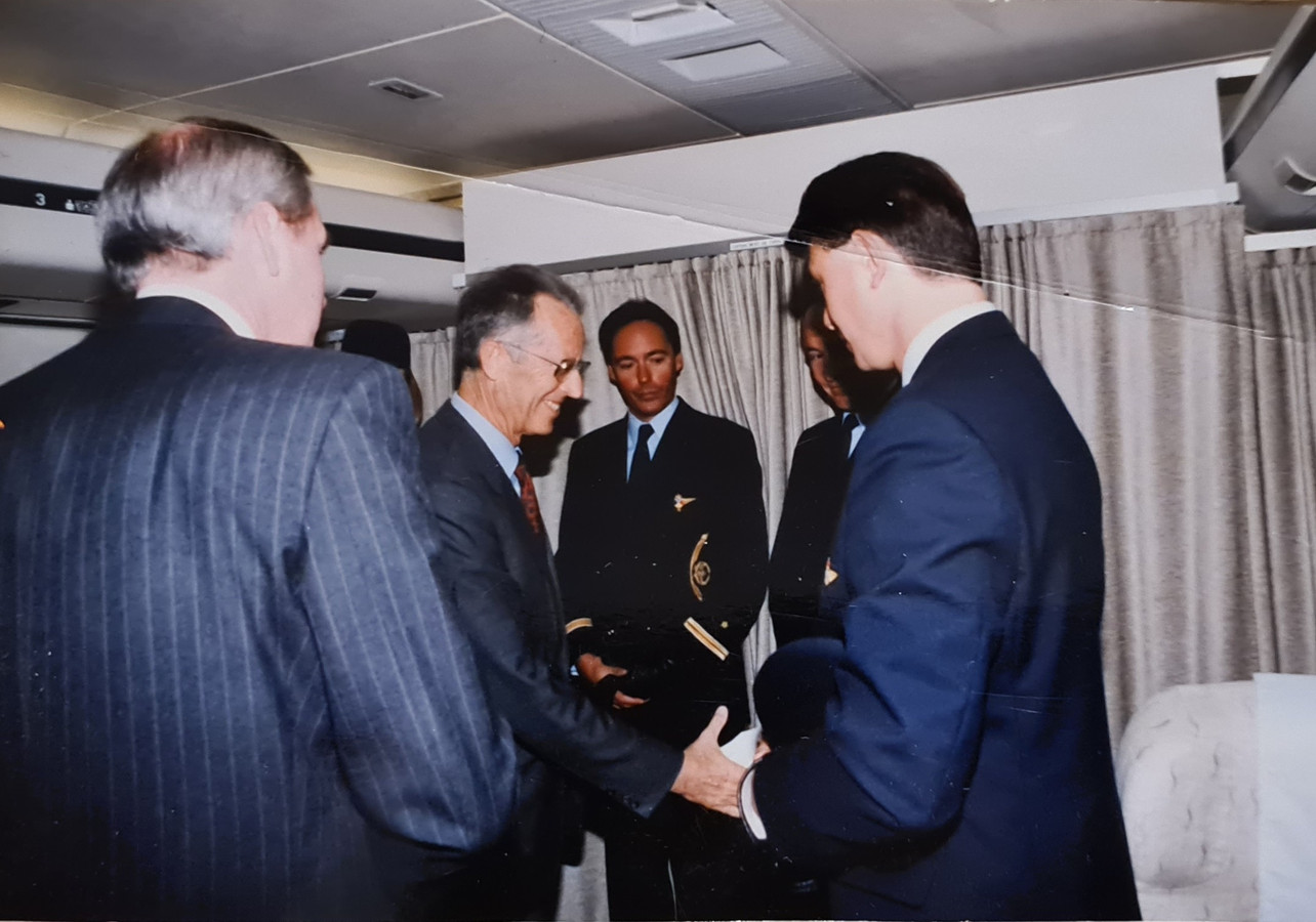LEVENSVERHAAL. Yves Stevens (59), de toptennisser die Sabena trouw ...