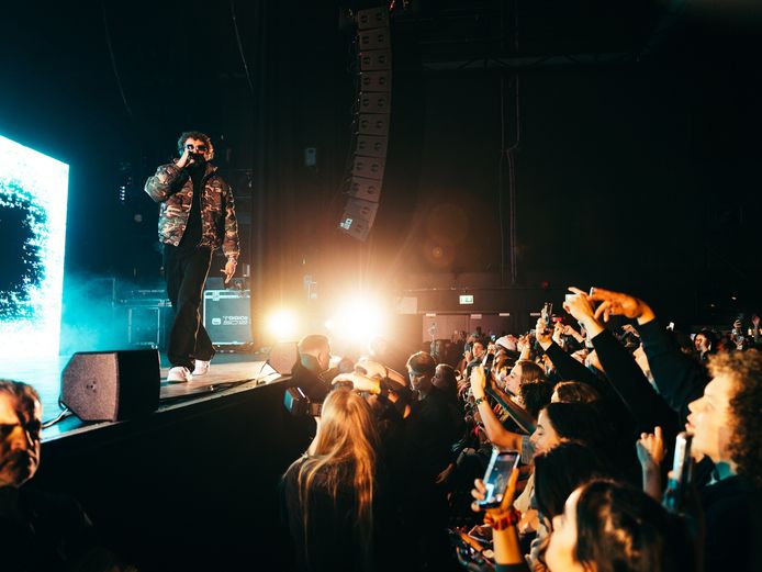 Poppodium 013 profiteert van inhaalconcerten, nét geen bezoekersrecord ...