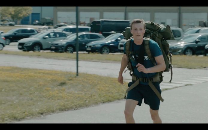 Special Forces trekken grote ogen in ‘Kamp Waes’ nadat Dries drie uur ...