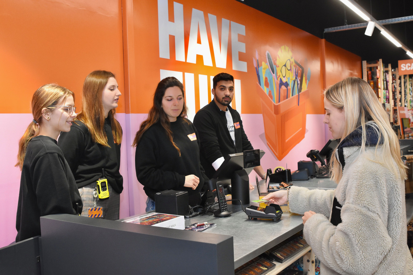 Nederlandse winkel in feestartikelen SoLow opent de deuren langs ...