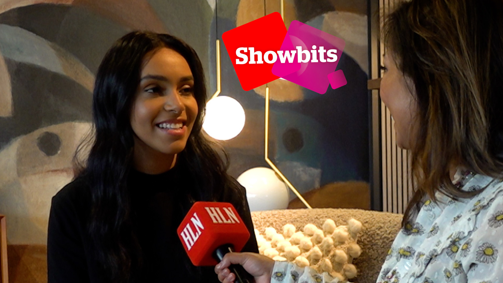 Nora Gharib kreeg veel kritiek nadat ze zich mengde in hoofddoekendebat: “Ga terug naar uw land ...