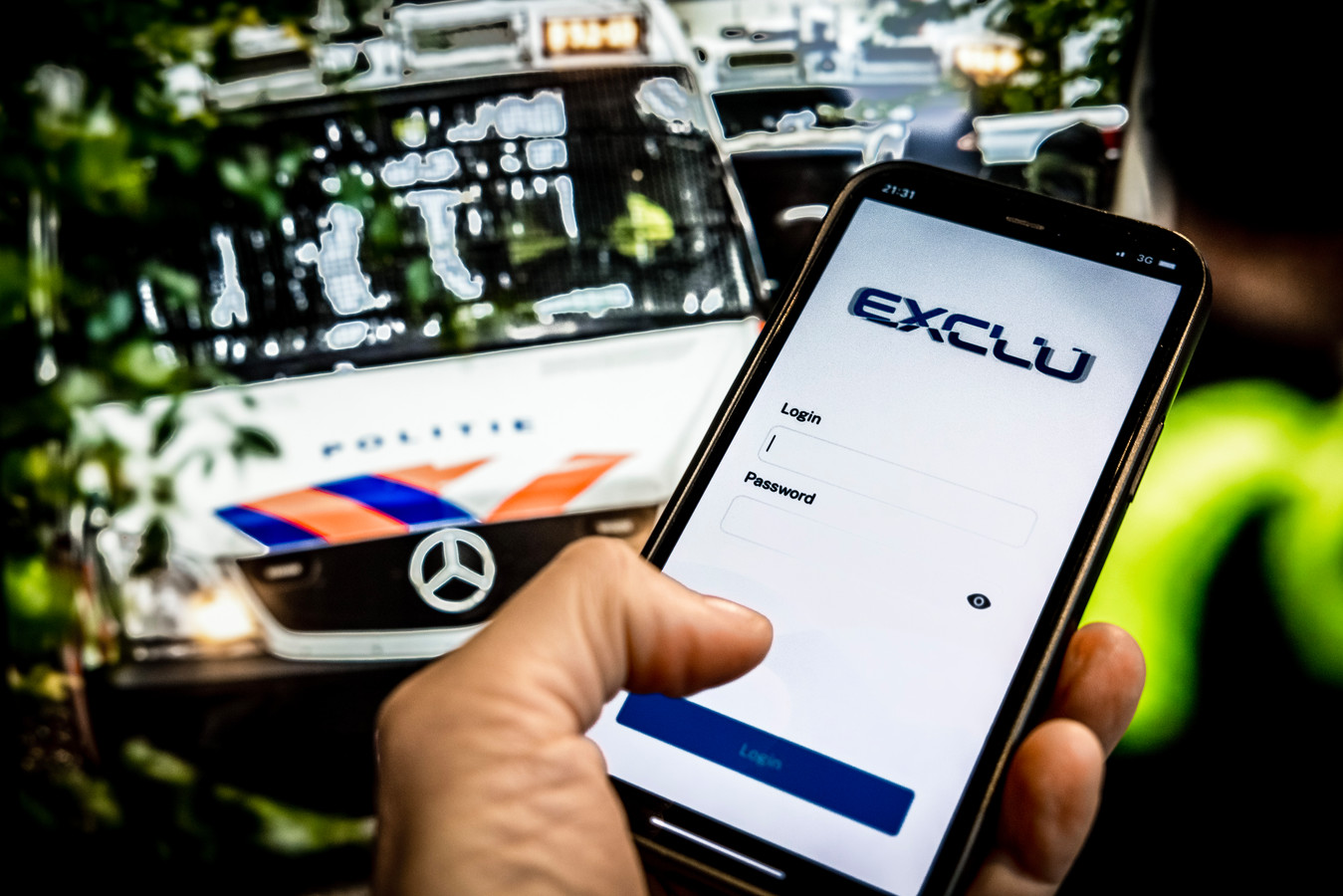 Overvallers in Enschede bespraken brute daad via chatprogramma Exclu ...