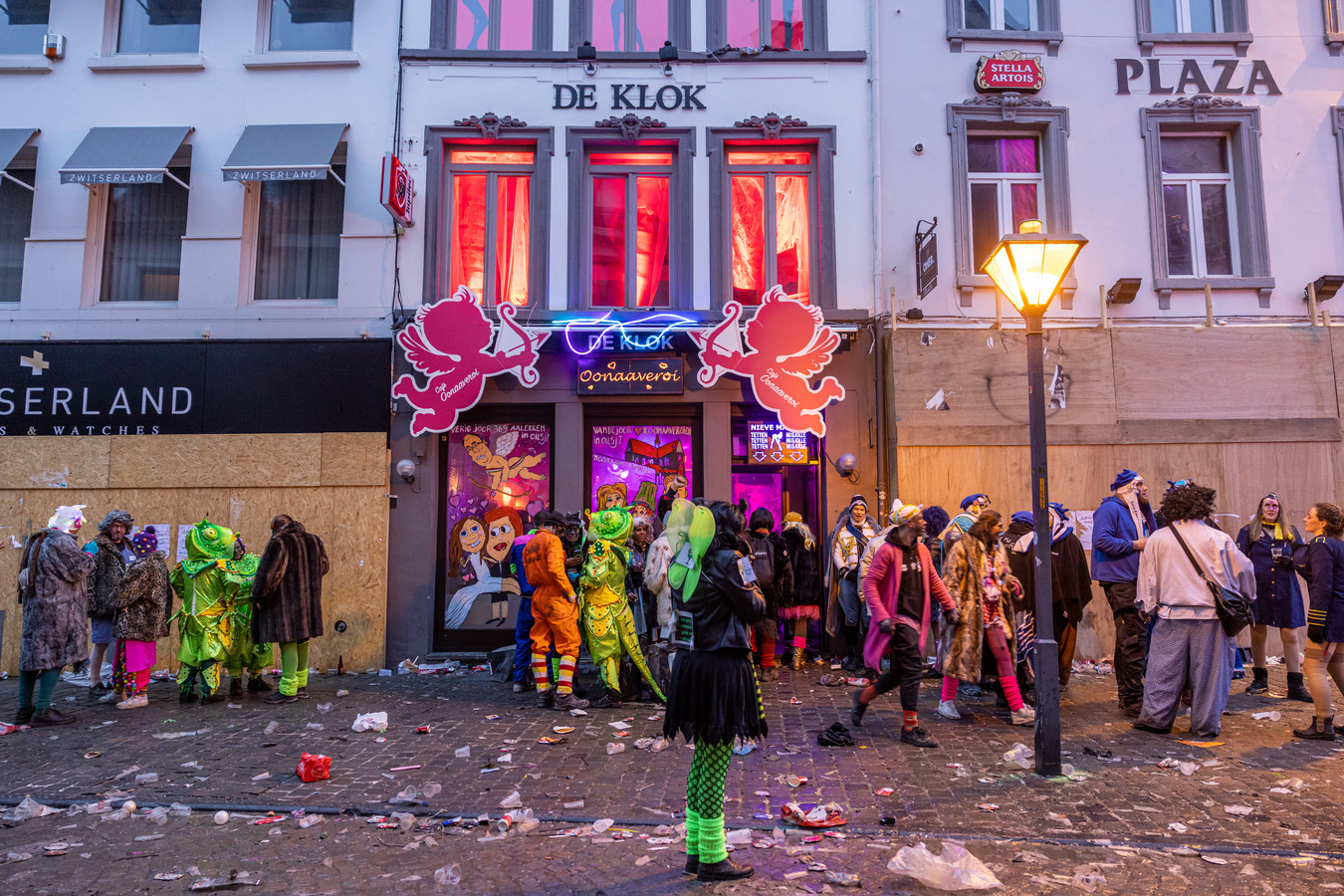 Meer carnavalisten, maar minder afval: “Kuisploegen zamelen 70 ton ...