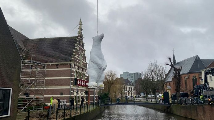 Utrecht pist naast het potje: Amersfoortse ijsbeer verhuist naar ...