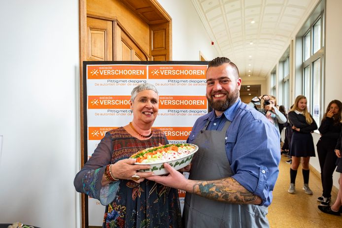 Geen bloemen maar 2,5 kilo salade: directeur Verschooren van Sint ...