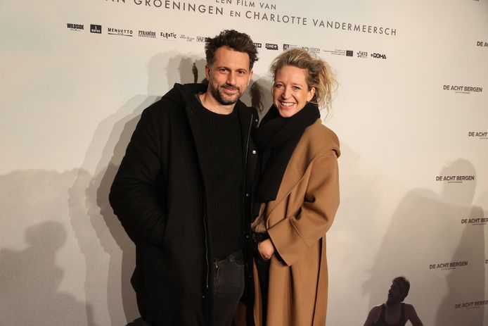 IN BEELD. Cast van ‘Zillion’ keurt ‘De Acht Bergen’ | BV | hln.be