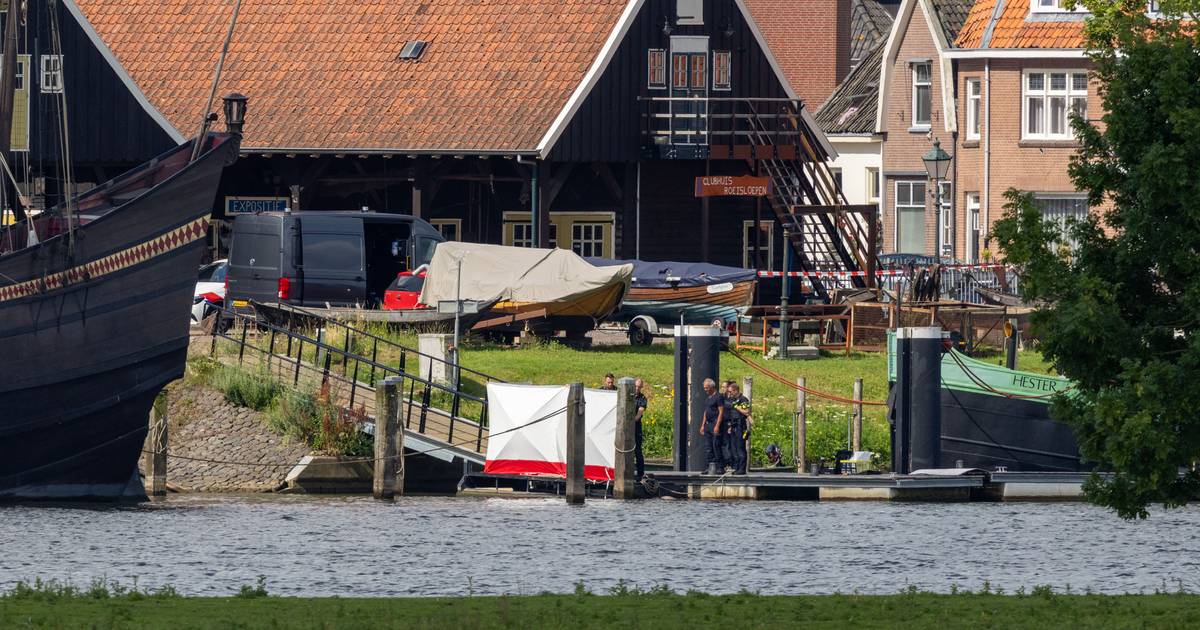 Onderzoek naar overleden man (42) in water Kampen afgerond: politie sluit misdrijf uit | Kampen ...
