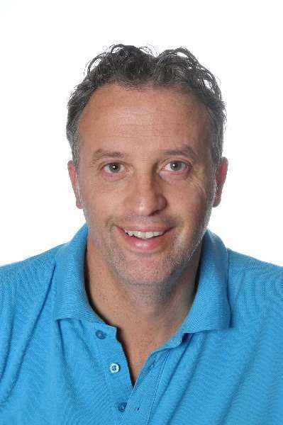 Sint-Amandsbasisschool heeft nieuwe directeur | Kortrijk | hln.be