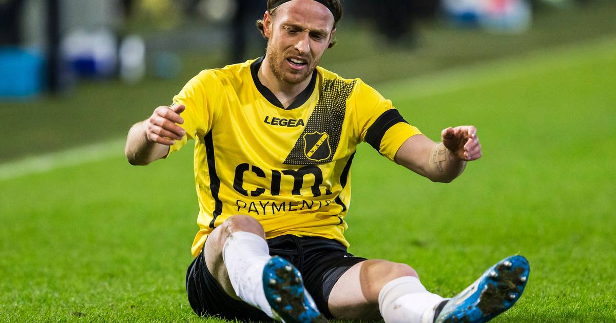 Ronnie Stam beëindigt zijn carrière op 32-jarige leeftijd | NAC ...