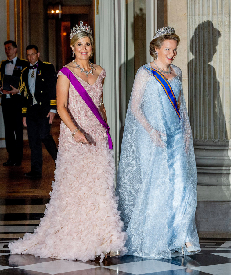 La presse étrangère fascinée par le “duel de style sans précédent ...