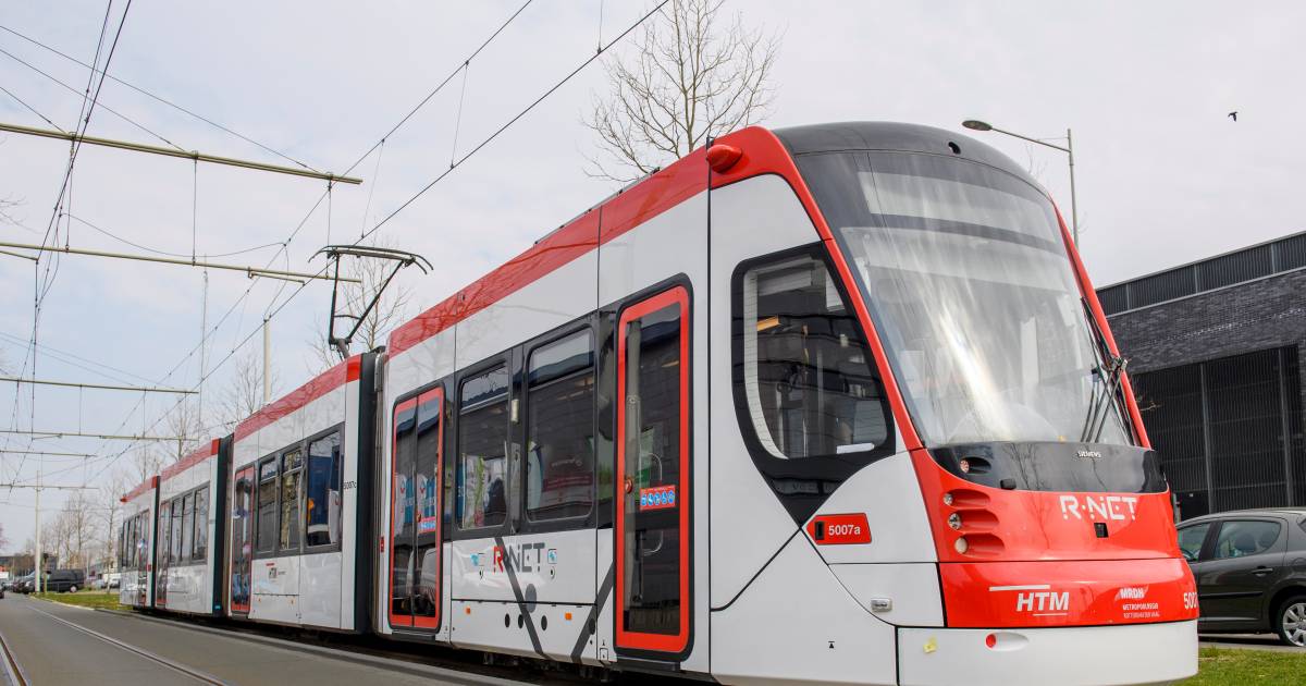Pech-tram 19 rijdt straks door ‘foutje’ alleen van 7 tot 7 op werkdagen: ‘We hadden het beeld ...