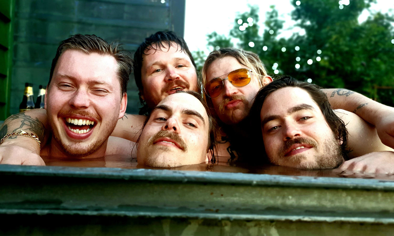 Met ‘sex Club Brengt Twentse Band The Grand East Wereldleiders Op Hun