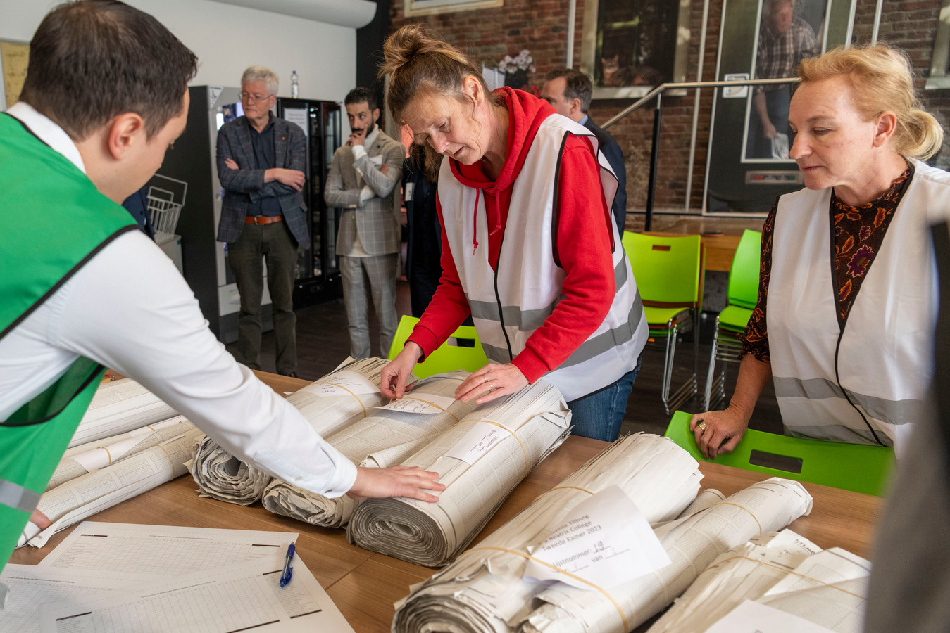 Tilburg 'vindt’ na hertelling weer 71 stembiljetten, onverklaarbare ...