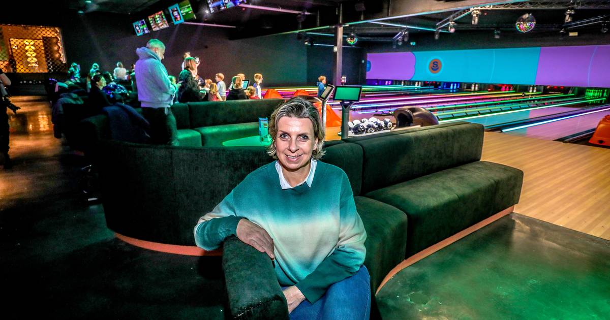 NET OPEN. Karten, bowlen en karaoke in de nieuwste hotspot van Knokke-Heist: “In The Smiles ...