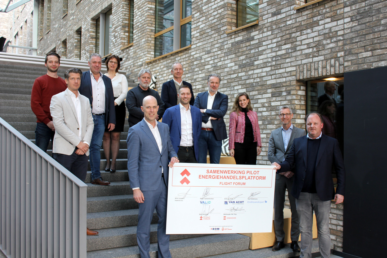 Bedrijven rond Eindhoven Airport en Flight Forum gaan elkaar stroom ...