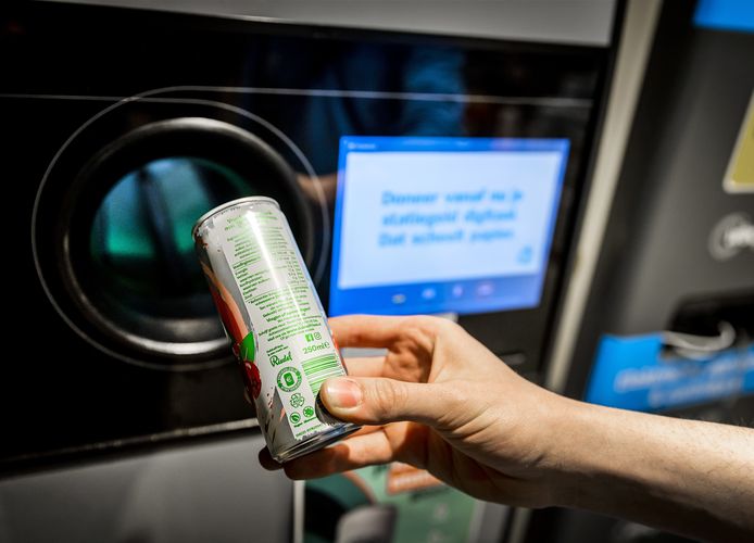 Honderden statiegeldmachines defect door cyberaanval op bedrijf uit ...